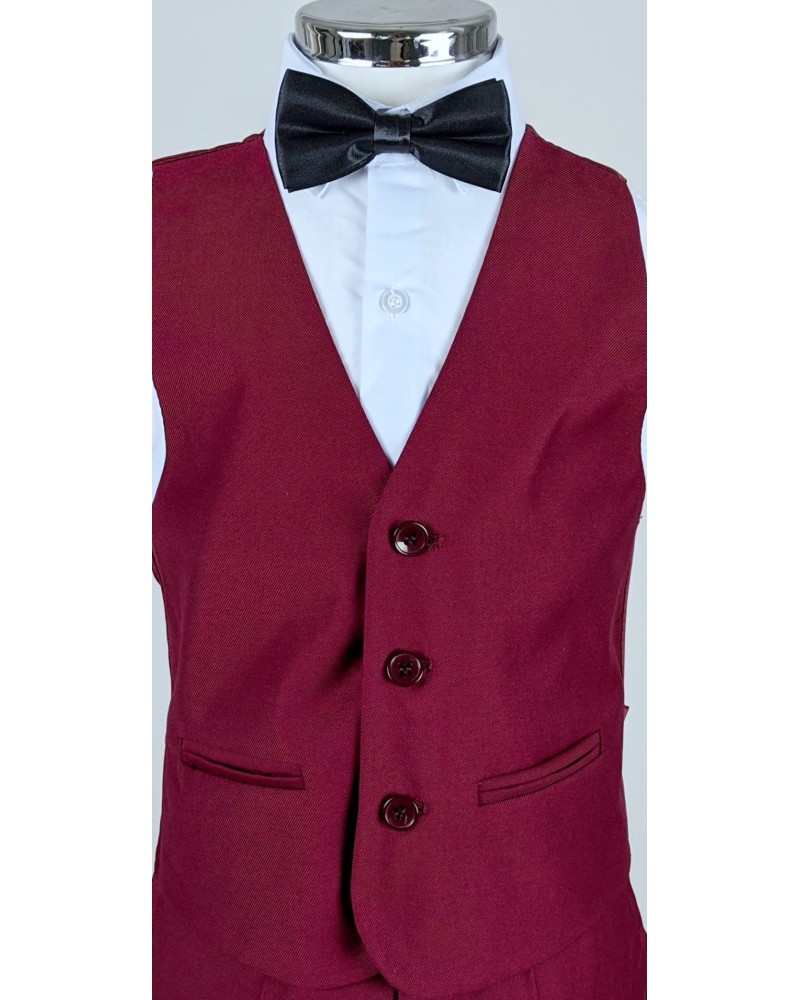 Costume garçon bordeaux chic | Carrefour des Cérémonies
