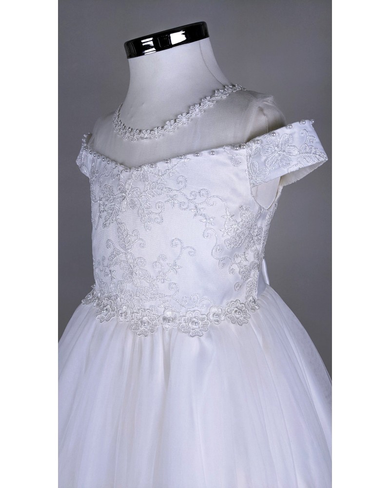 Robe blanche communion - sélection Carrefour des Cérémonies